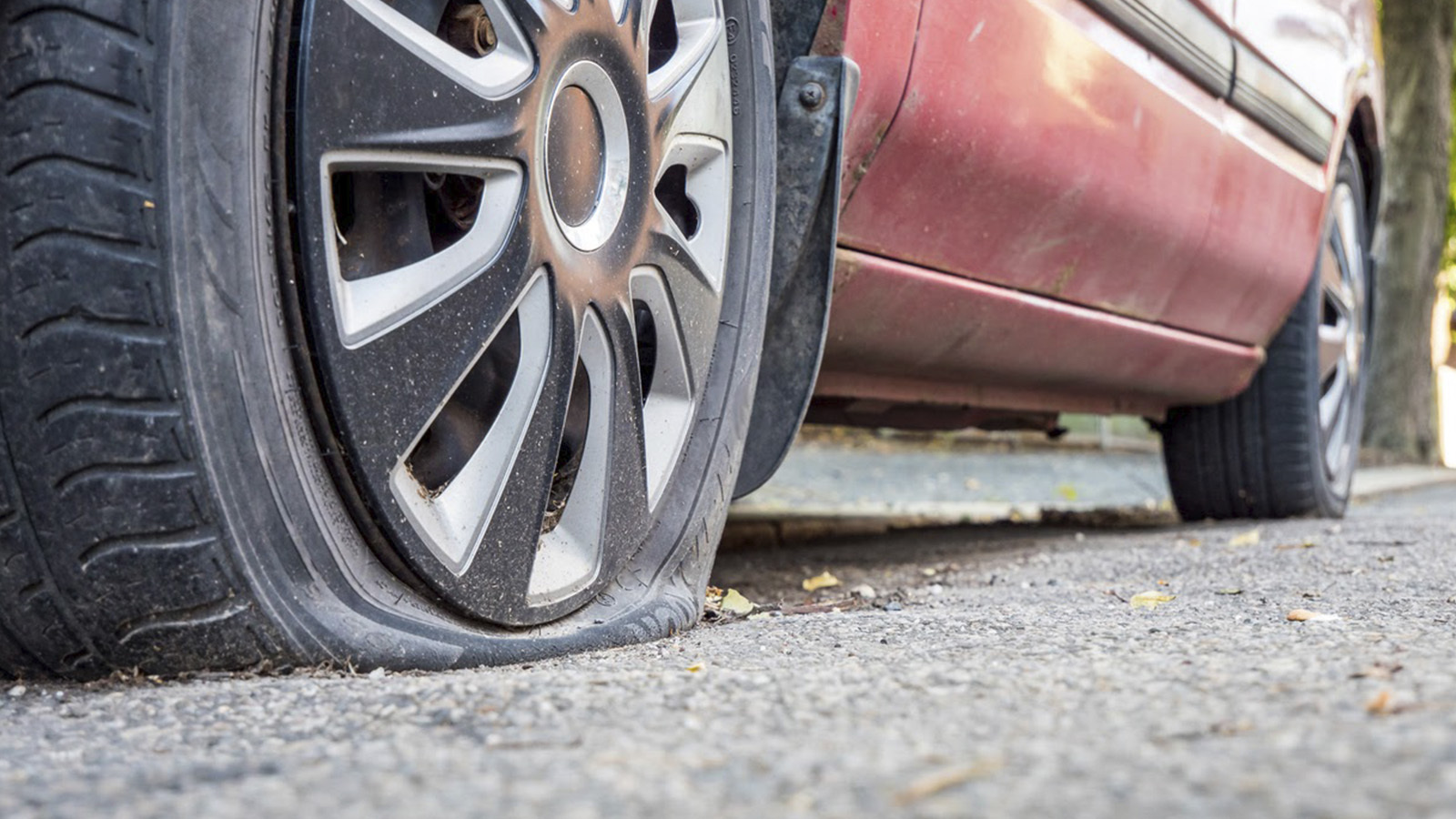 Guía sobre la presión de los neumáticos | Carwow