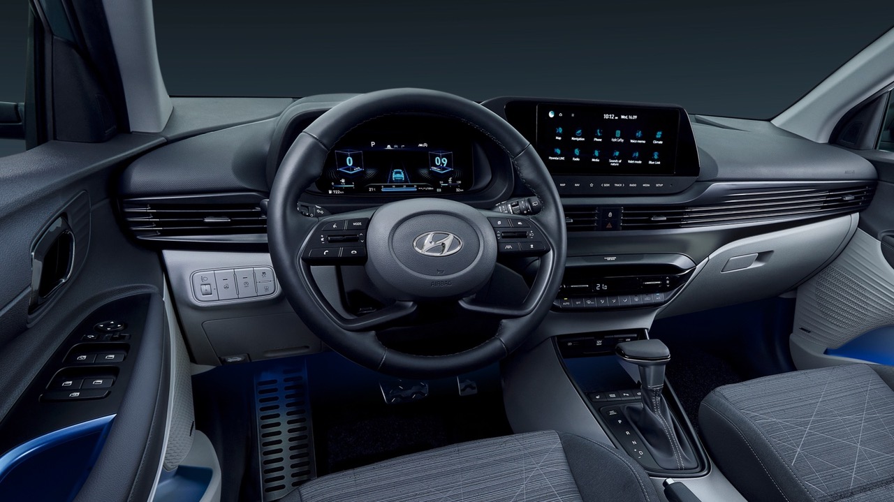 Comparativa entre el Hyundai Bayon y el Hyundai i30 5p | carwow | Carwow