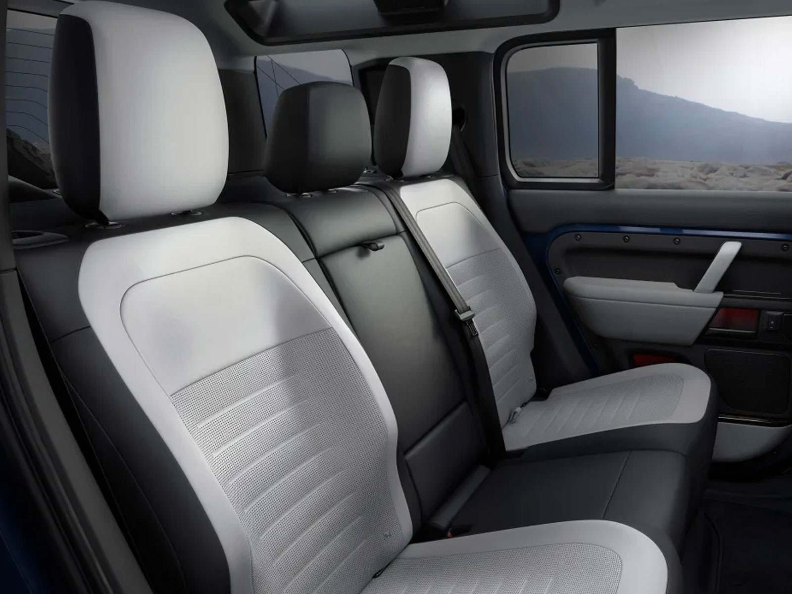 Land Rover Defender 2026: nuevo diseño, pantalla de 13,1” y versión ...